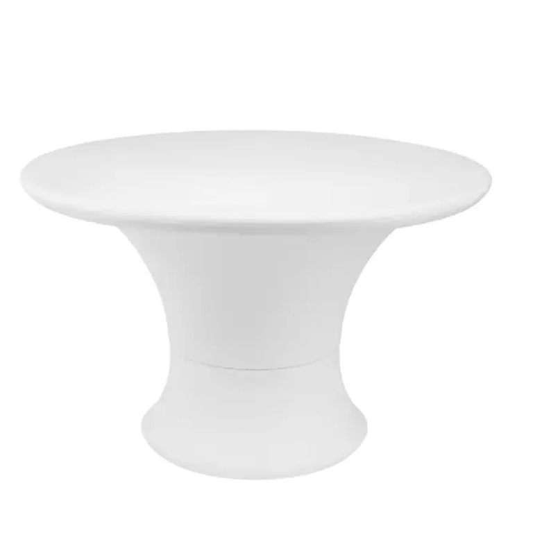 Ledge Lounger Affinity Round Dining Table